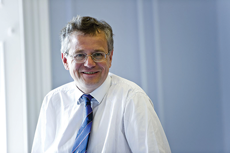 Prof. Murray Pittock (University of Glasgow): Edinburgh and Smart ...