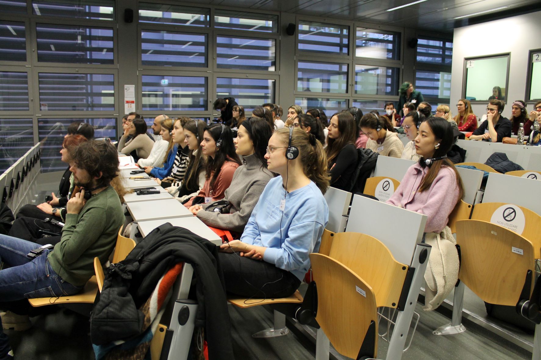 Studenti z Ústavu translatologie FF UK se zúčastnili 5. ročníku EMCI Student Meeting ...
